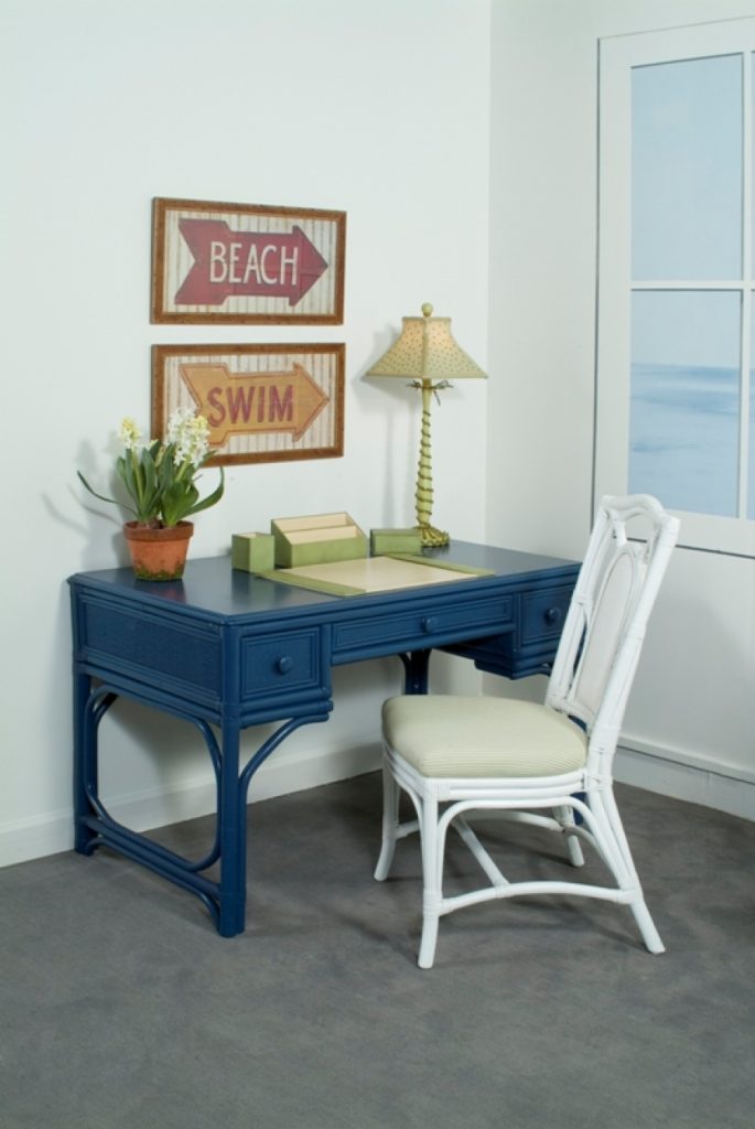 Summer Retreat Desk and Chair – Bronze Lady Home Furnishings